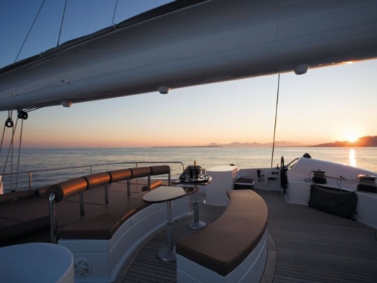 ALLURES Yacht Charter Details, Compositeworks Charter Yacht ...